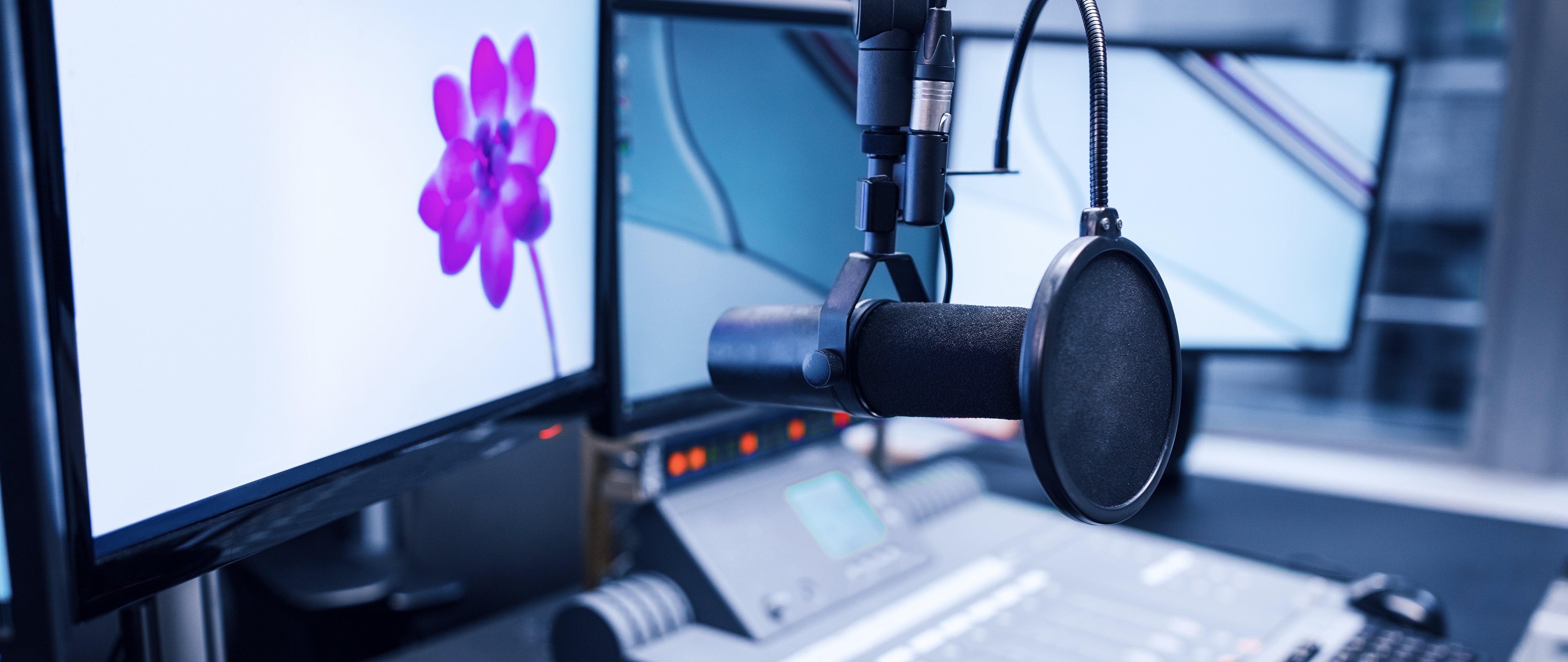 Multi-Stream Transport (MST) in DisplayPort – UPTab - USB-C ...